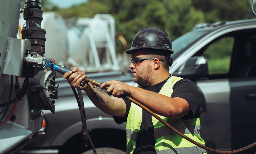 Maximizing Fleet Efficiency with Telematics Technology Maximizing Fleet Efficiency with Telematics Technology
